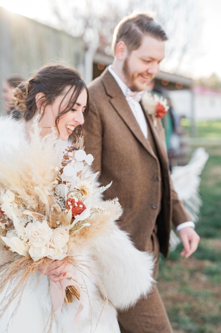 Your Guide to True-to-Color Wedding Photography ...